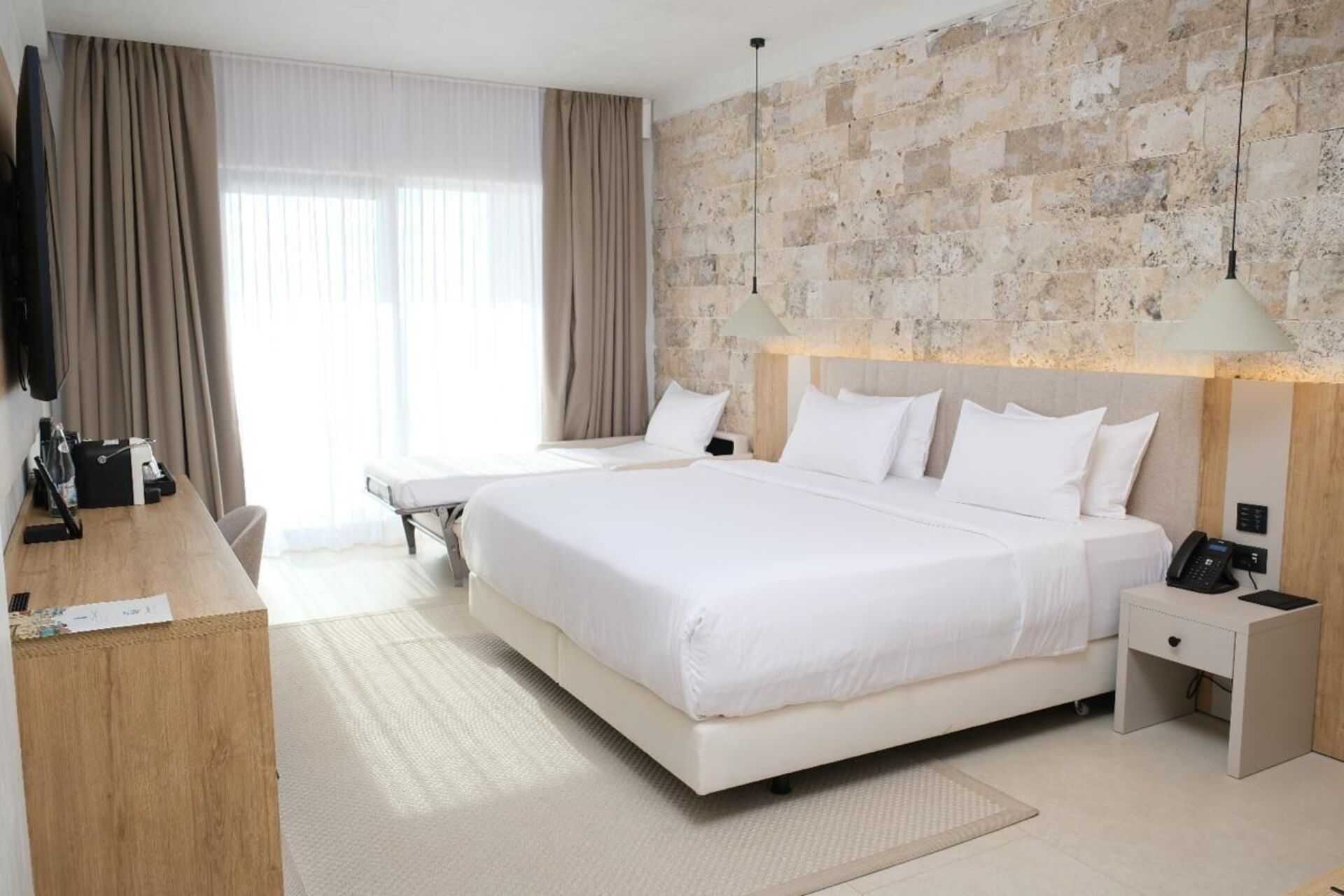 Drymades Inn Resort in Vlorë, Albanië | Zoover