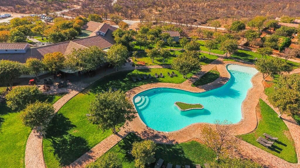 Damara Mopane Lodge in Khorixas, Namibië | Zoover