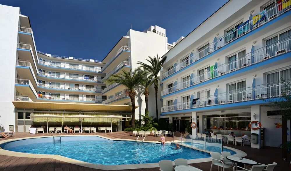 Miami in Calella, Spanje | Zoover